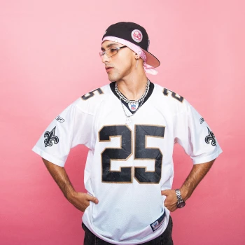 lei_b Stream - Watch Live on Kick