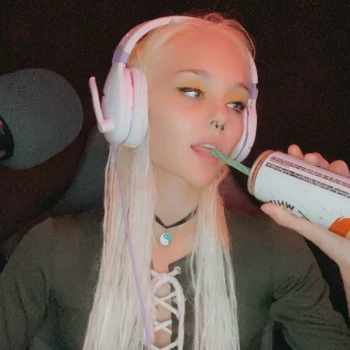FrazyTay Stream - Watch Live on Kick